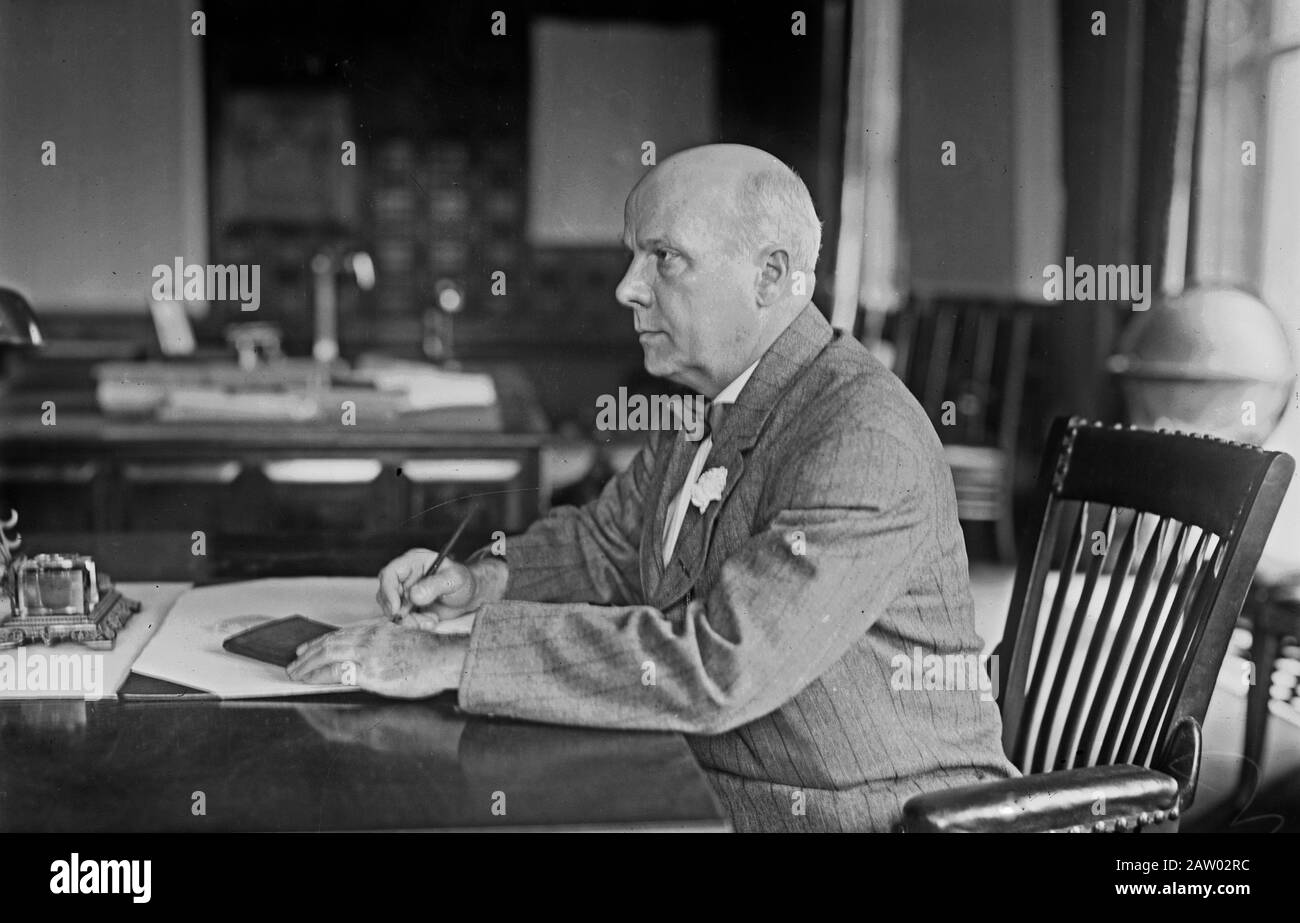Chester Platt [between ca. 1910 and ca. 1915] Stock Photo - Alamy