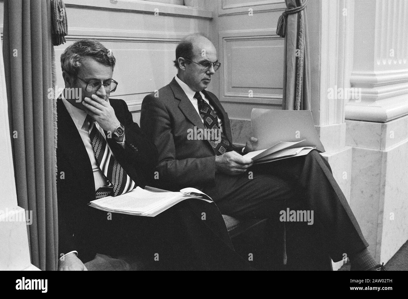 Ministers Red (left) and De Ruiter in the House Date: September 30 ...