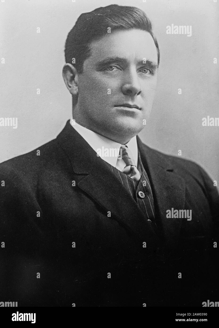 Edward James McNamara (1884-1944) who was a police officer in Paterson ...