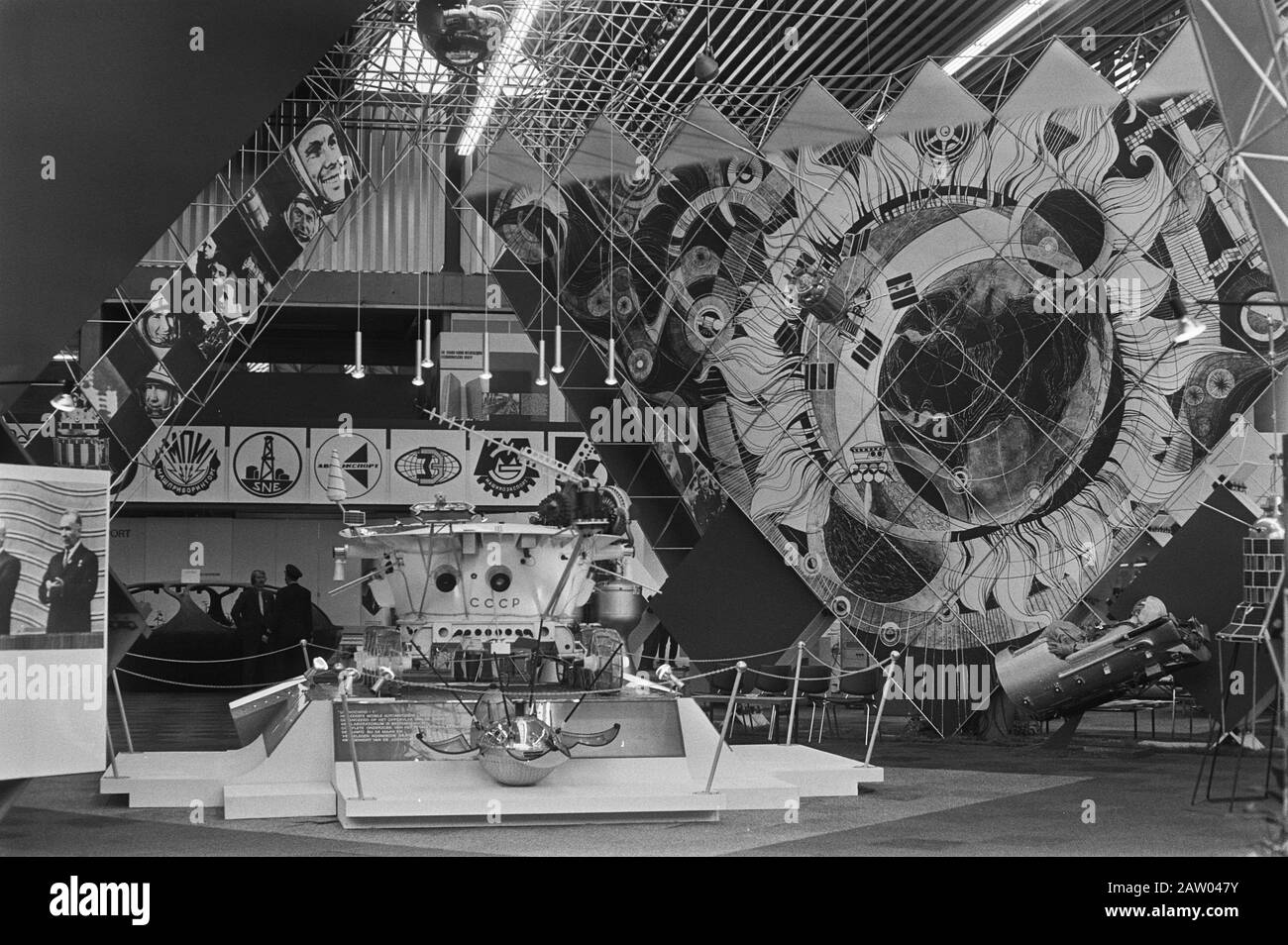 Russian lunar exploration vehicle lunachod hi-res stock photography and ...