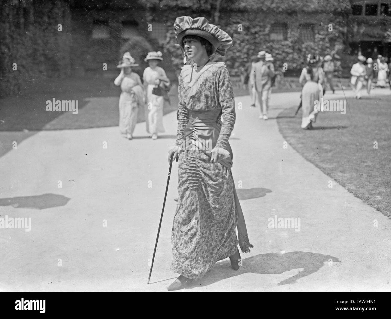 Socialite and art collector Mrs. Arthur Scott Burden (1884-1966 ...