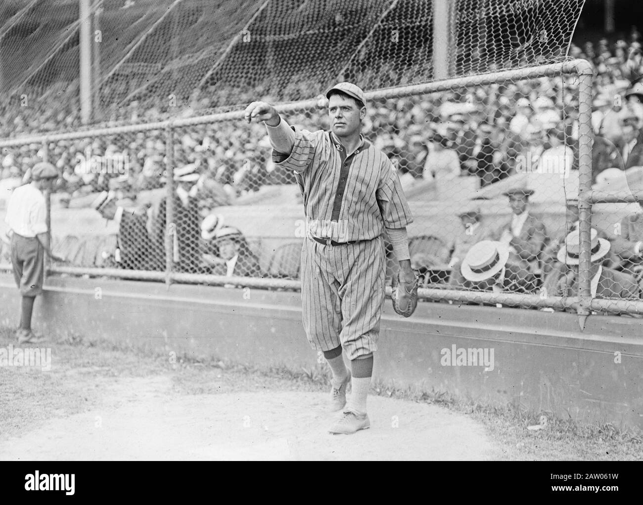 George Gibson, Pittsburgh NL ca. 1913 Stock Photo - Alamy