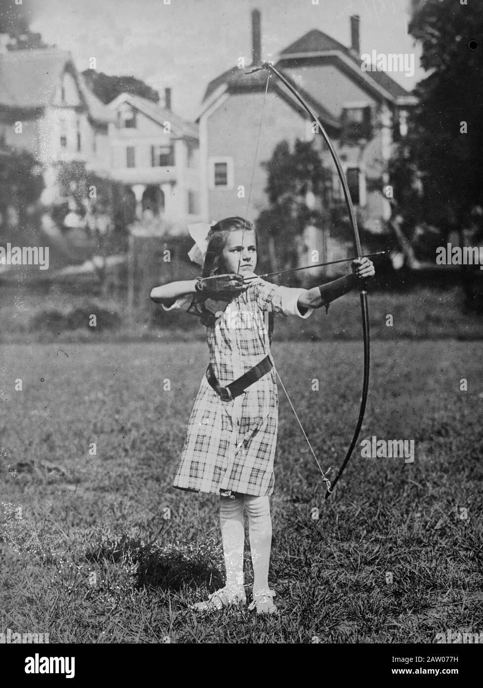 Historical archery hi-res stock photography and images - Alamy