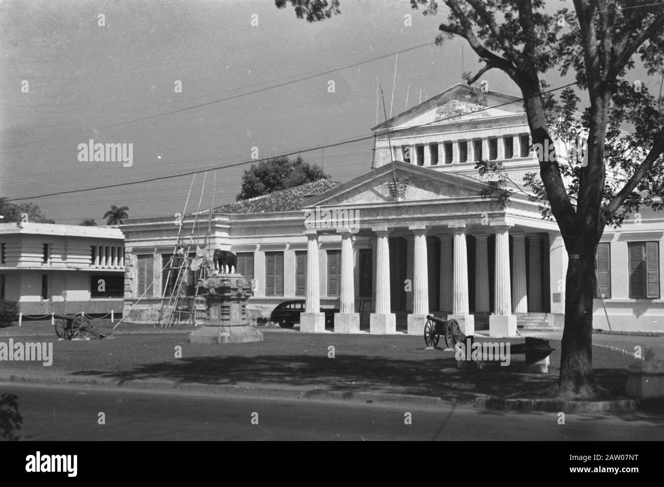 Museum of the Batavian Society [gedung gajah] Annotation: Now: Museum ...