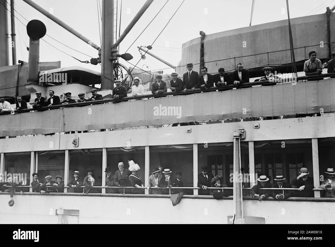 S.S. Imperator, an ocean liner of the Hamburg America Line in New York ...