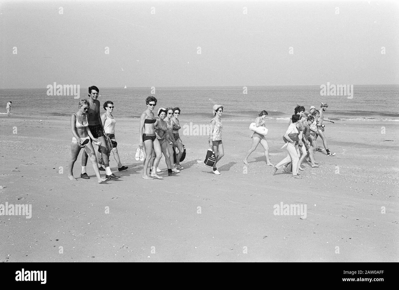 The Beach Six Days 1969 Date: July 29, 1969 Keywords: beaches, hiking Stock Photo - Alamy