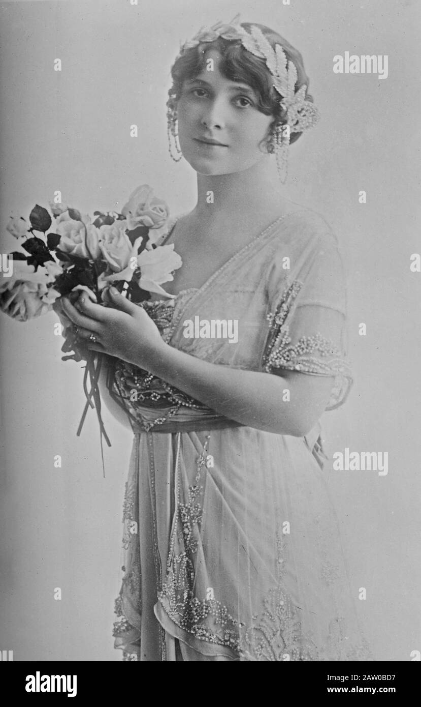 Hungarian singer hi-res stock photography and images - Alamy