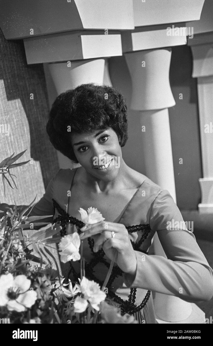 National Song Festival in 1966, Milly Scott last candidate in ...