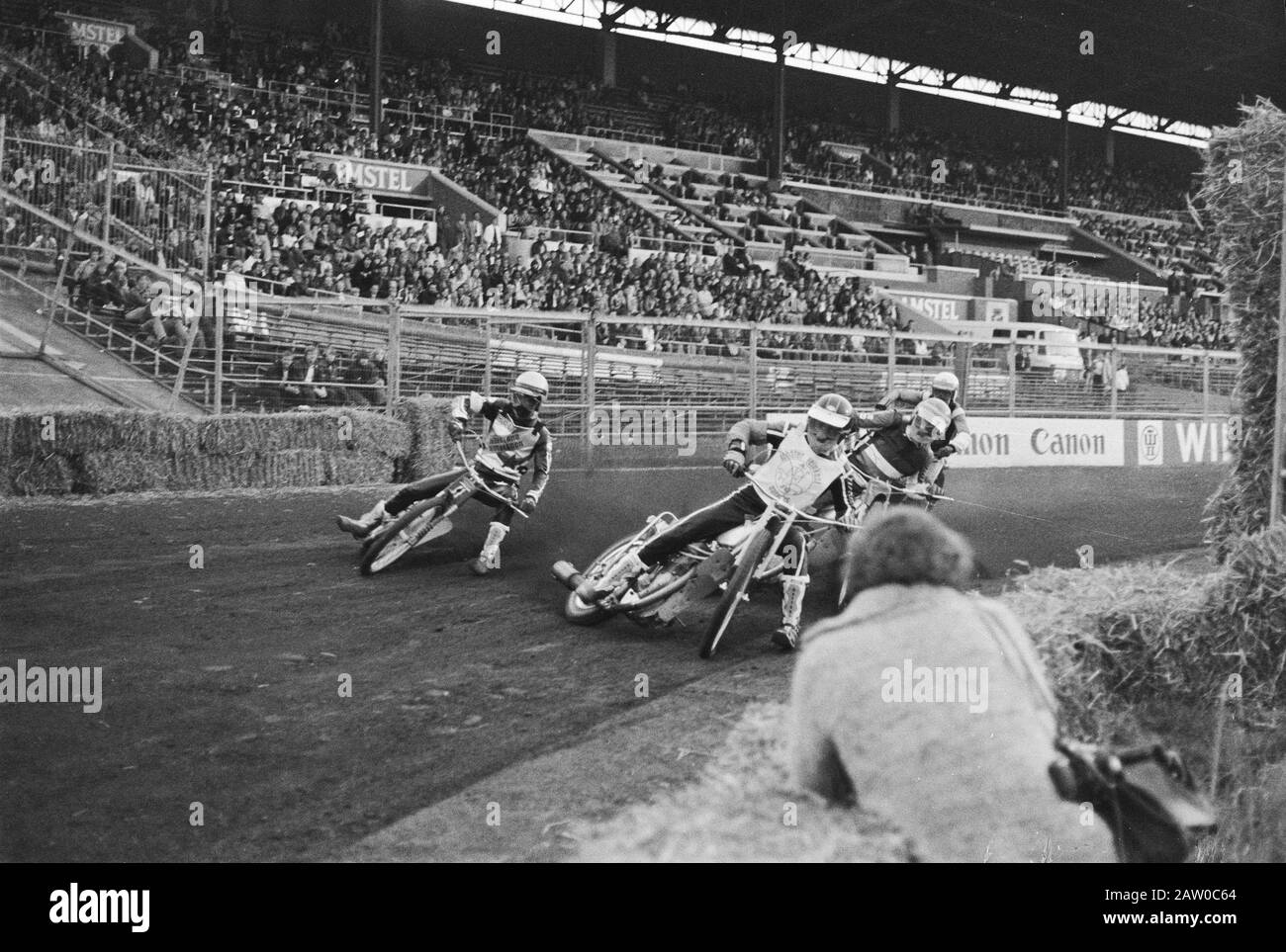 National championships motor speedway; Henry Kroeze duel with Frits ...