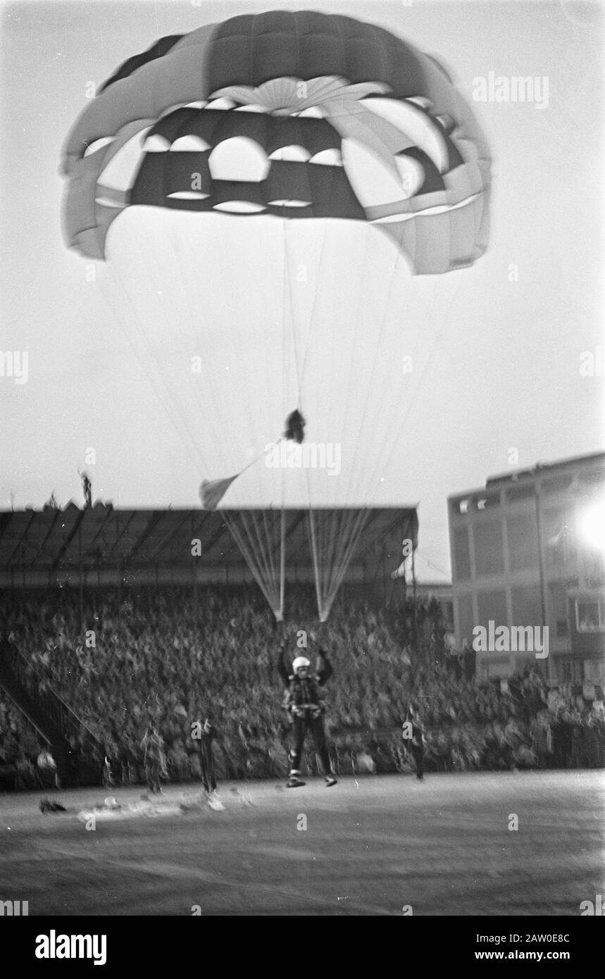 NATO tattoo Arnhem. Opening ceremony at the Market Commander Captain ...