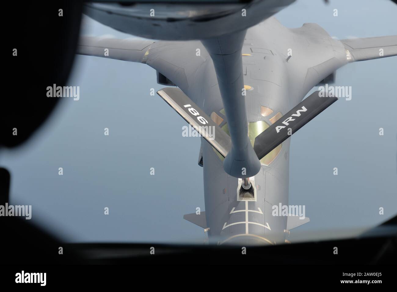 186 air refueling wing hi-res stock photography and images - Alamy