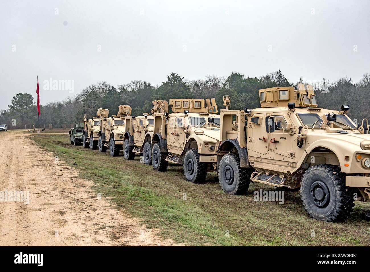 Soldiers assigned to the 1-112th Calvary Regiment, Texas Army National ...