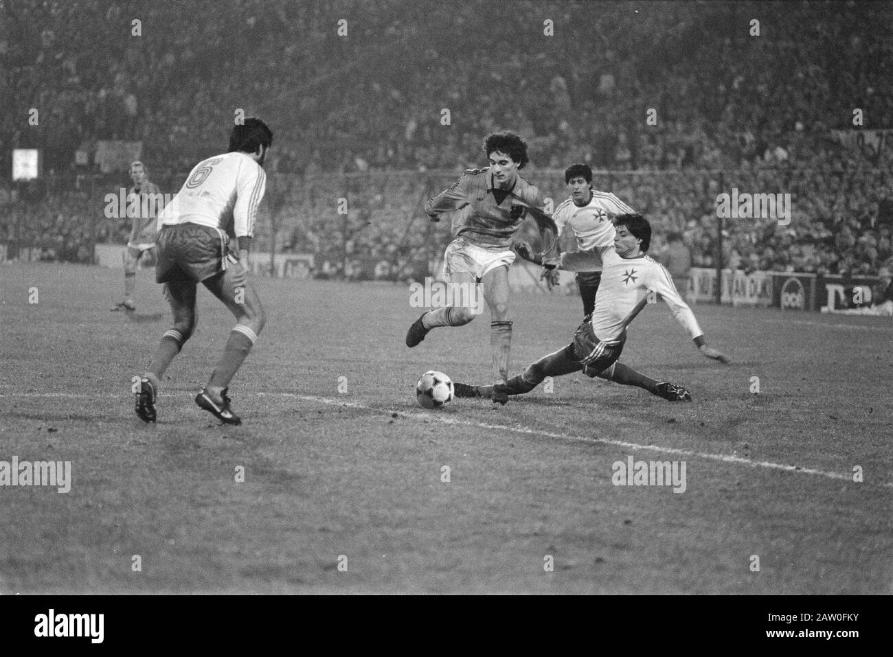 Netherlands 5-0 against Malta Preliminary European Football ...