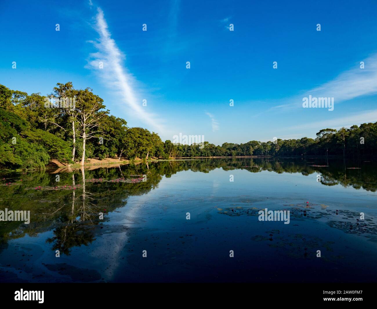 Largest moat hi-res stock photography and images - Alamy