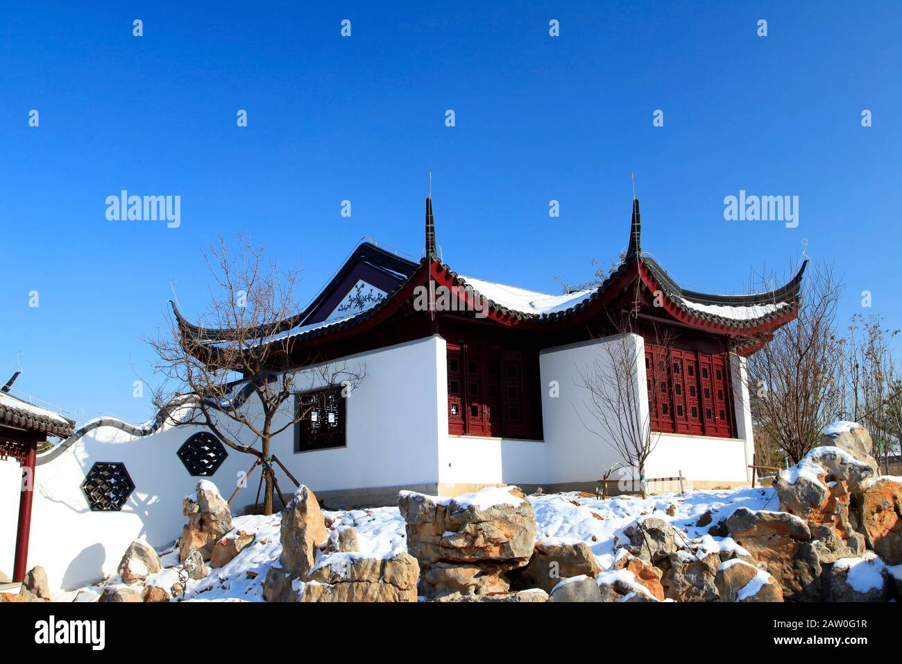 China's traditional pavilions Stock Photo - Alamy