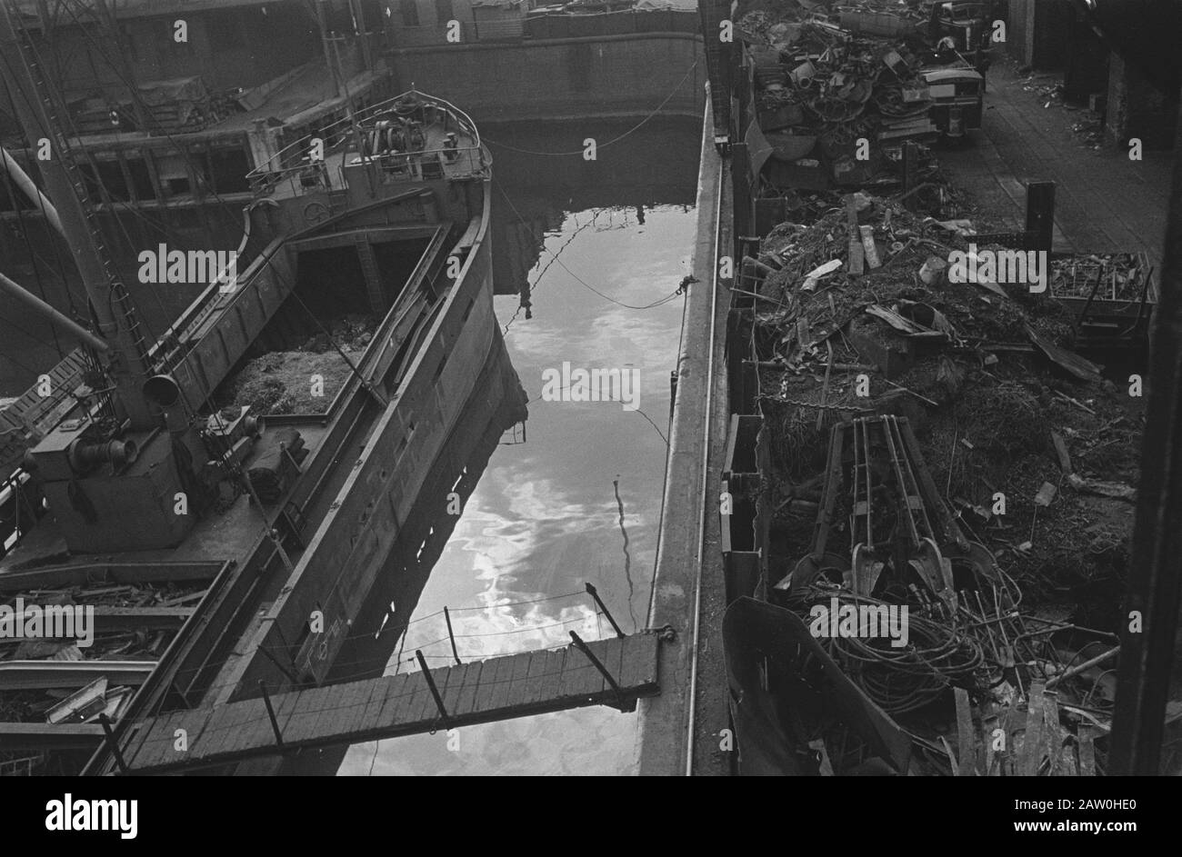 Dutch coastal vessels Black and White Stock Photos & Images - Alamy