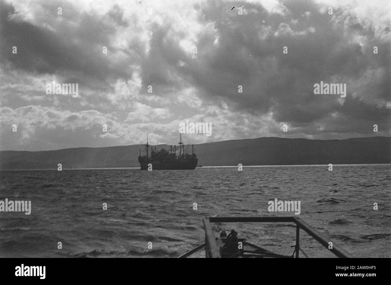 Merchant ship world war ii hi-res stock photography and images - Alamy