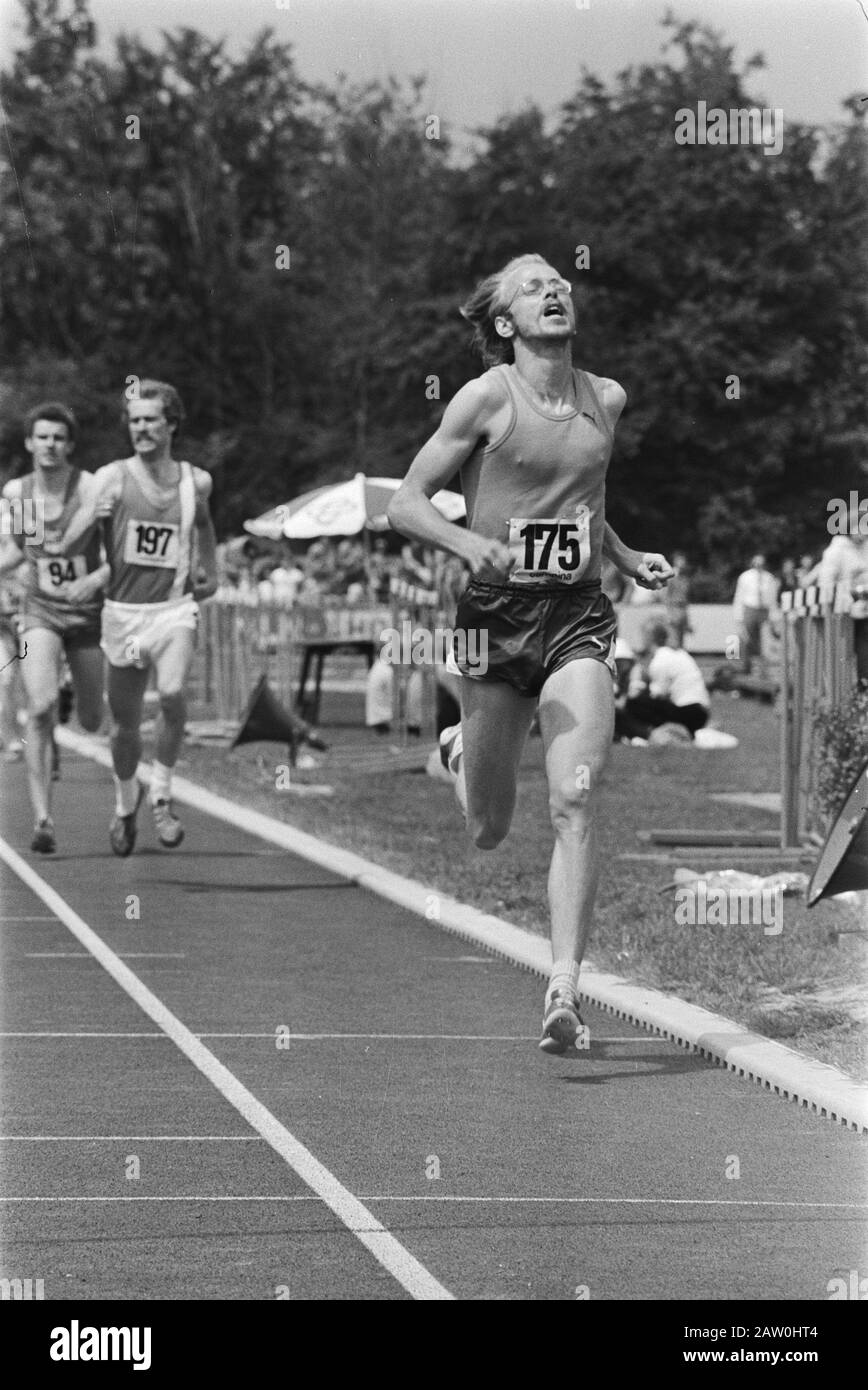 Evert hoving wins 800 meters hi-res stock photography and images - Alamy