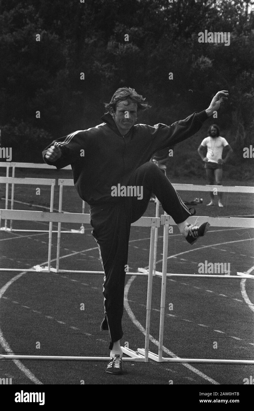Dutch athletics championships 1974 hi-res stock photography and images ...