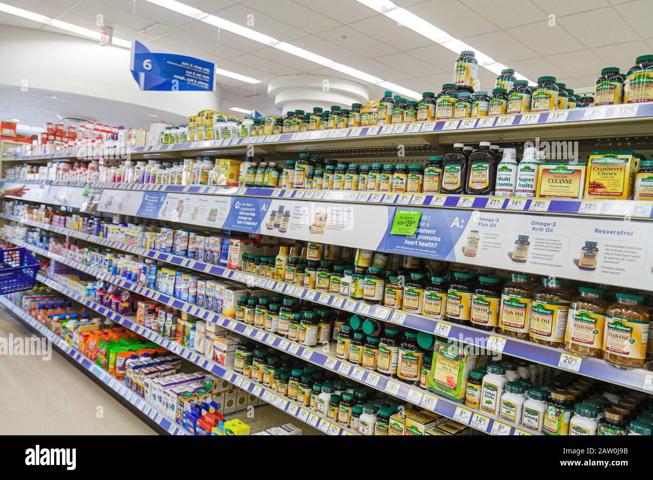 Walgreens Display High Resolution Stock Photography and Images - Alamy