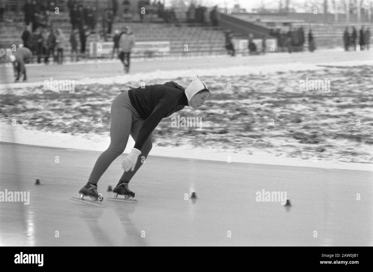 Dutch championships long track speed skating hi-res stock photography ...