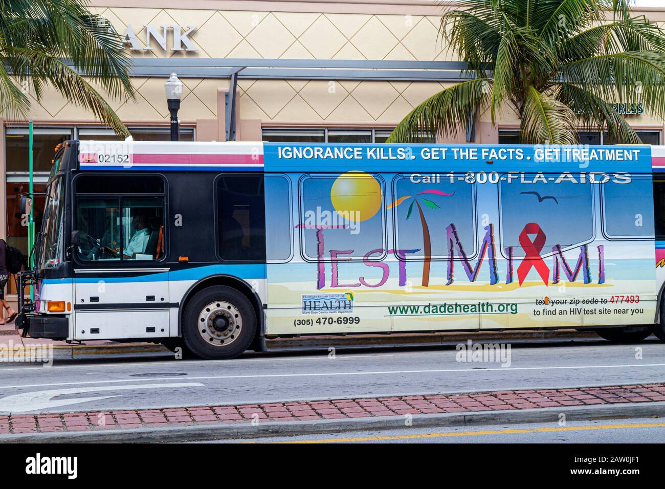 Miami Dade Metrobus High Resolution Stock Photography and Images - Alamy