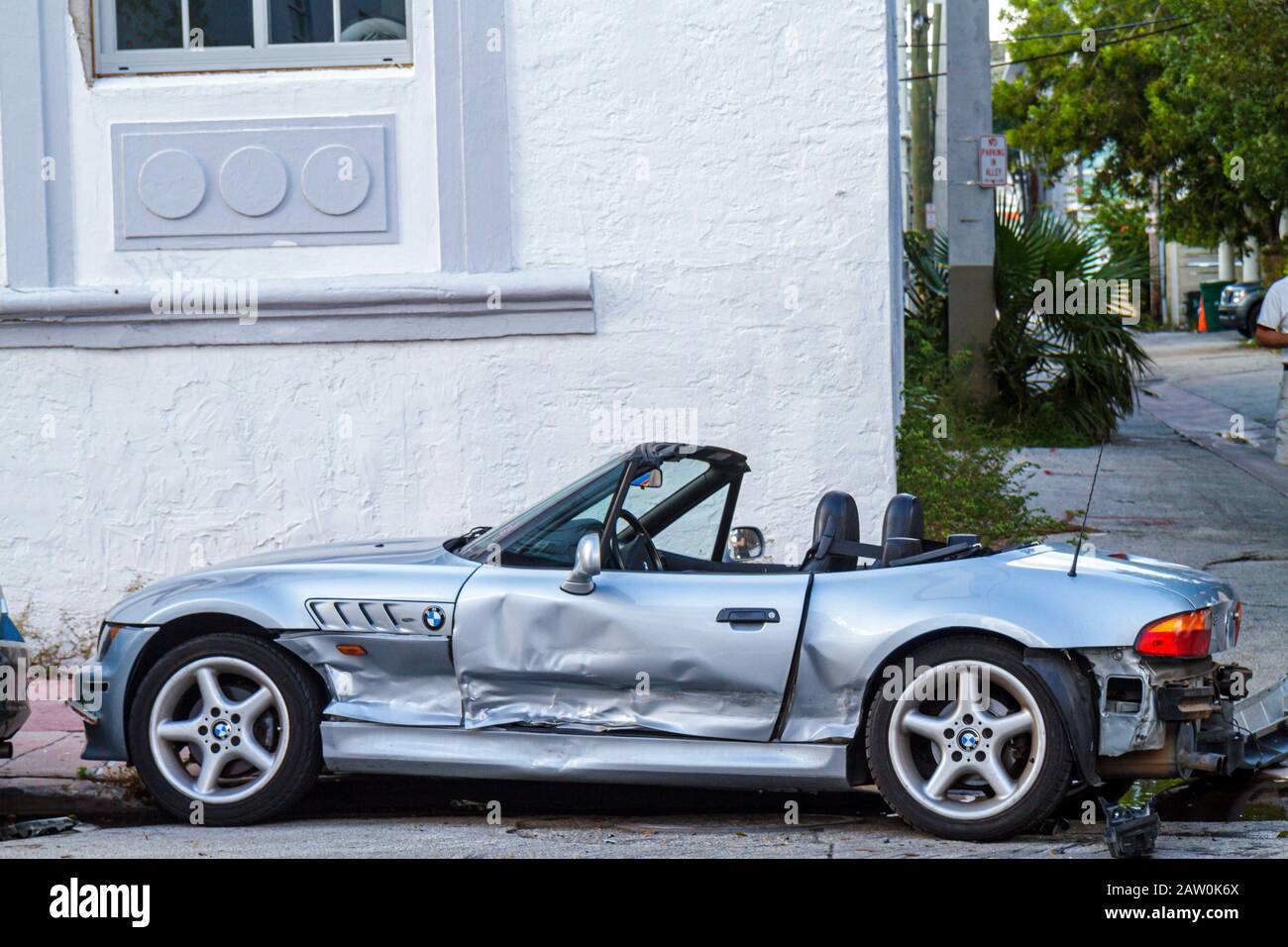 Accident Bmw Convertible Images