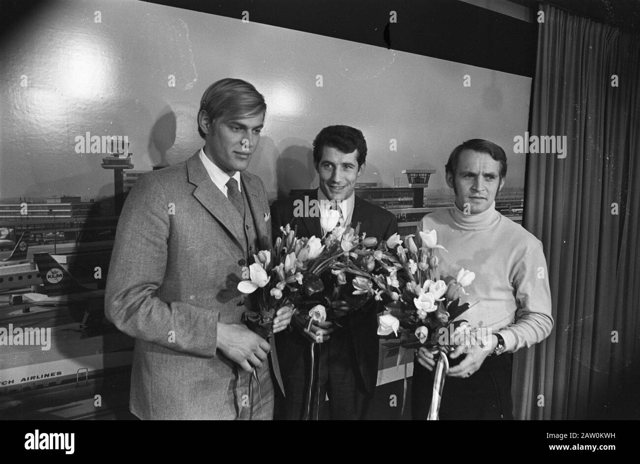 Dutch skaters arrive at Schiphol. Ard Schenk, Kees Verkerk and Jan Bols ...