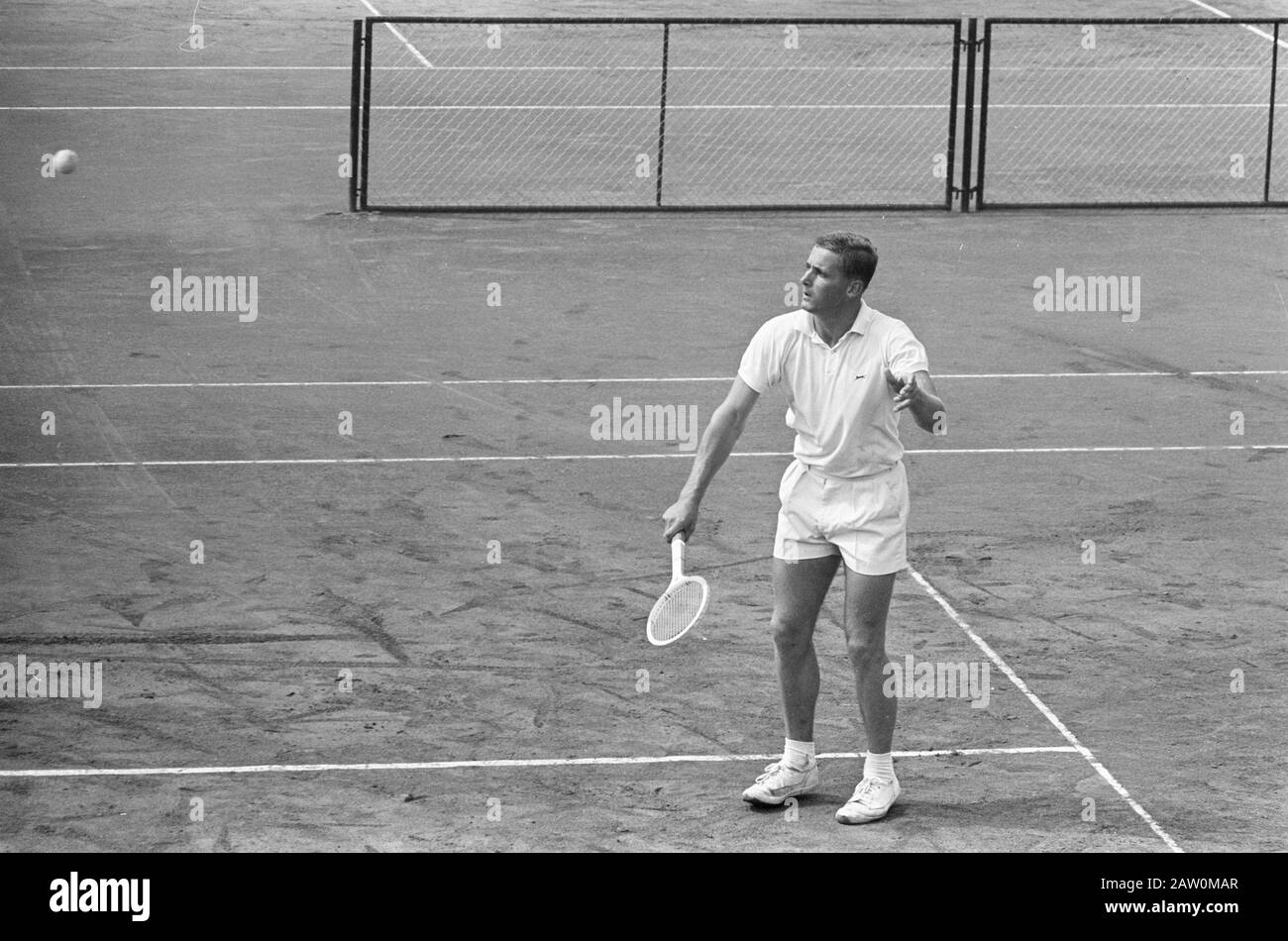 Dutch tennis championships Jan Hajer in action (training) Date: August ...