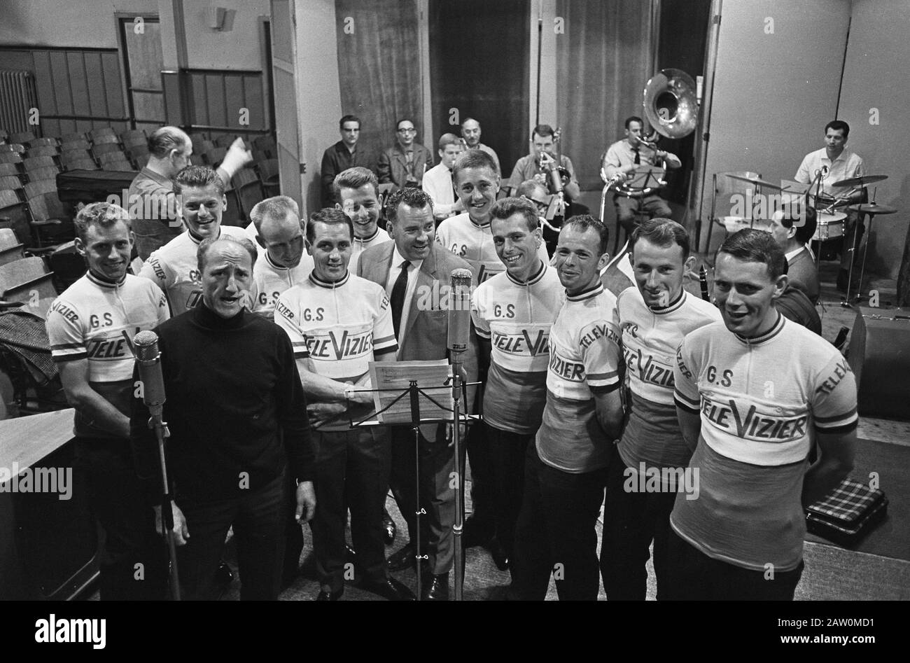 Dutch Tour team touring song while singing H. Nijdam, Jo de Haan, Fred ...