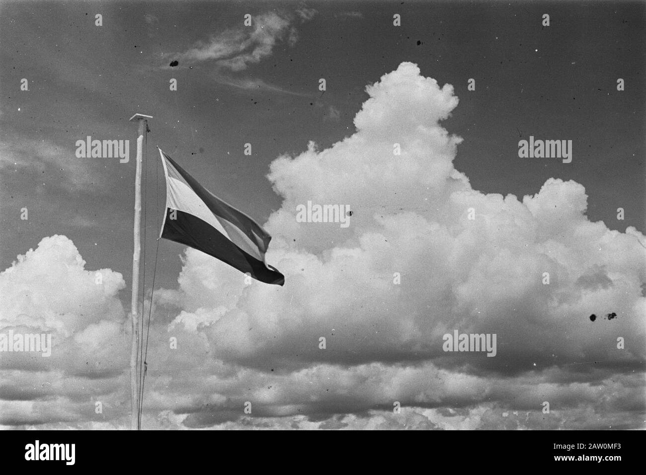 Photoreportage Palembang description: Dutch flag Date: January 1947 ...