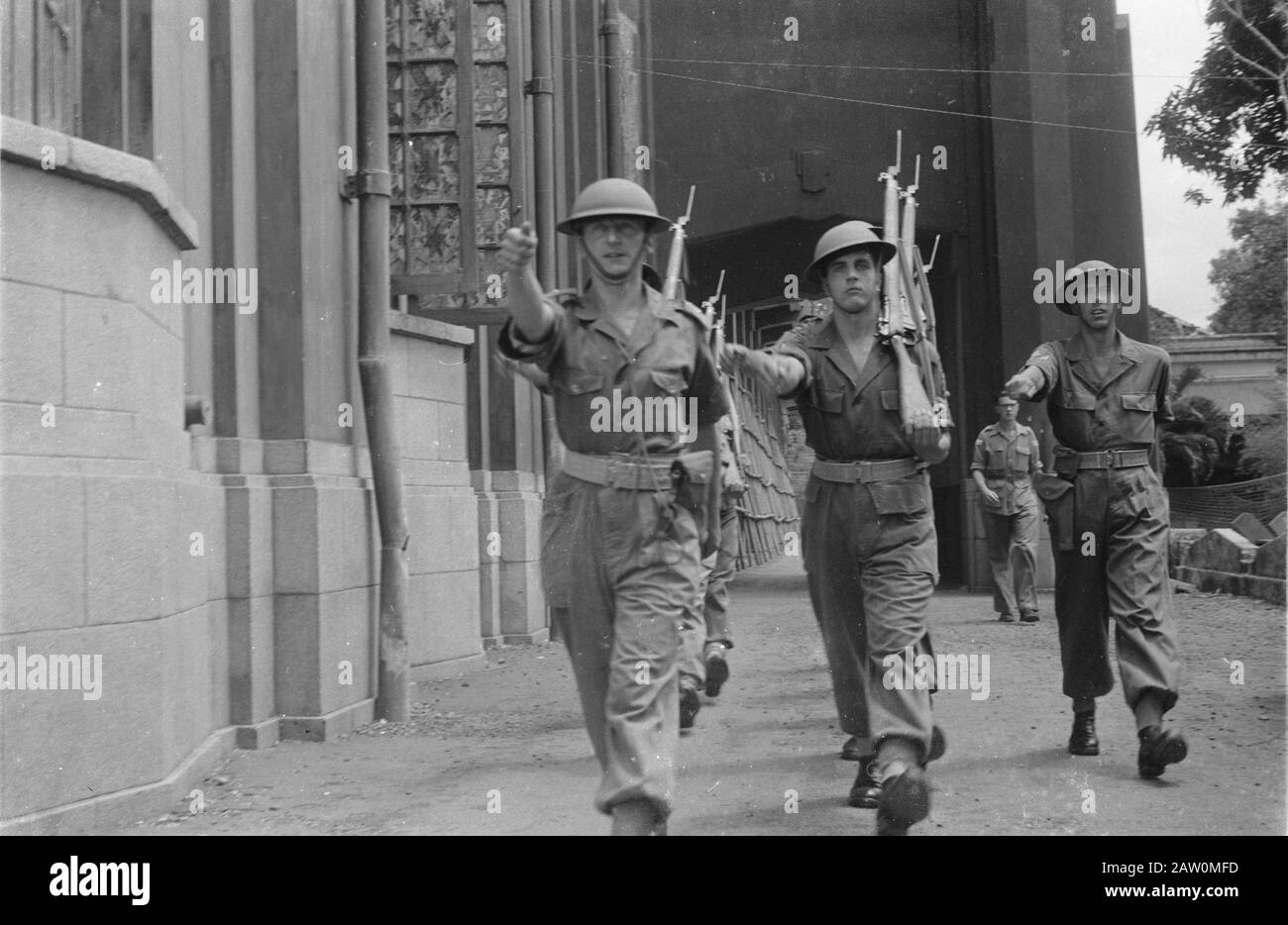 Changing of the Guard Dutch guard marches Date: November 23, 1946 ...