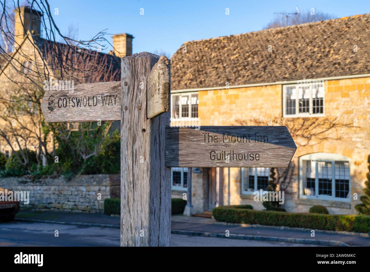 Village sign posts hi-res stock photography and images - Alamy