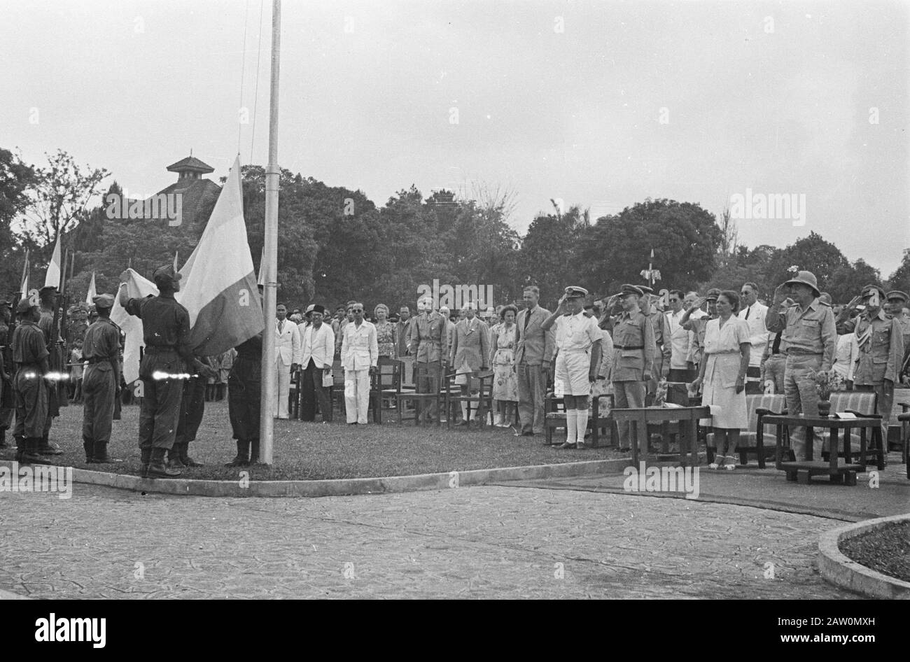 Military Hospital in Medan. Defilé Medan [Negara feestenl] [Lieutenant ...
