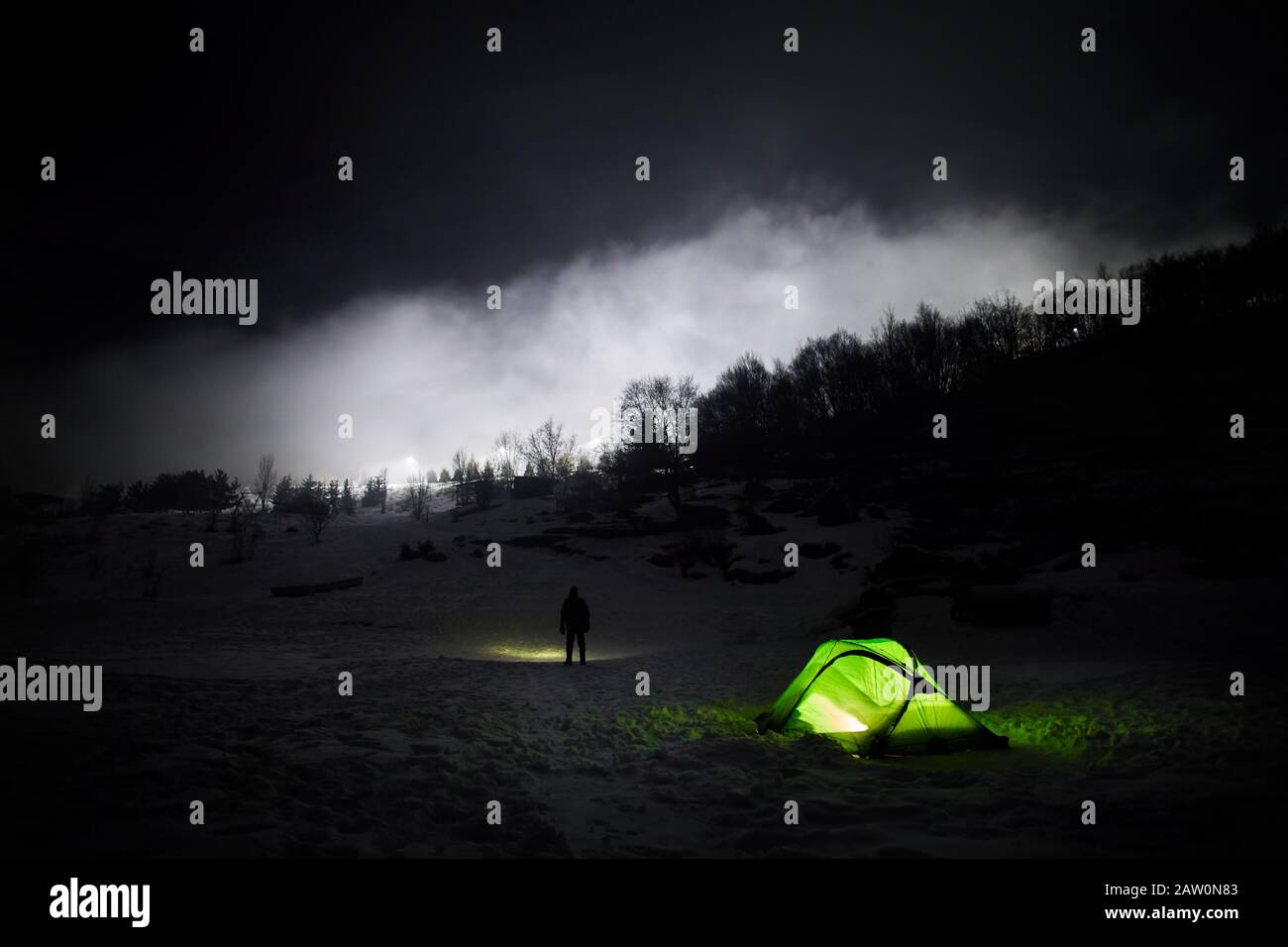 Green tent night hi-res stock photography and images - Alamy