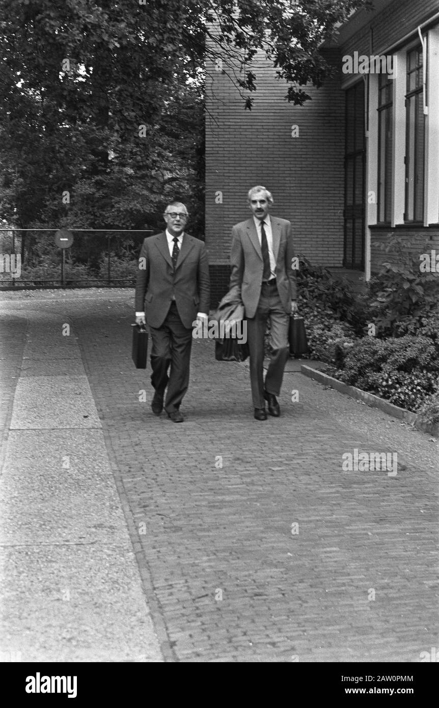 Jurgens walking hi-res stock photography and images - Alamy