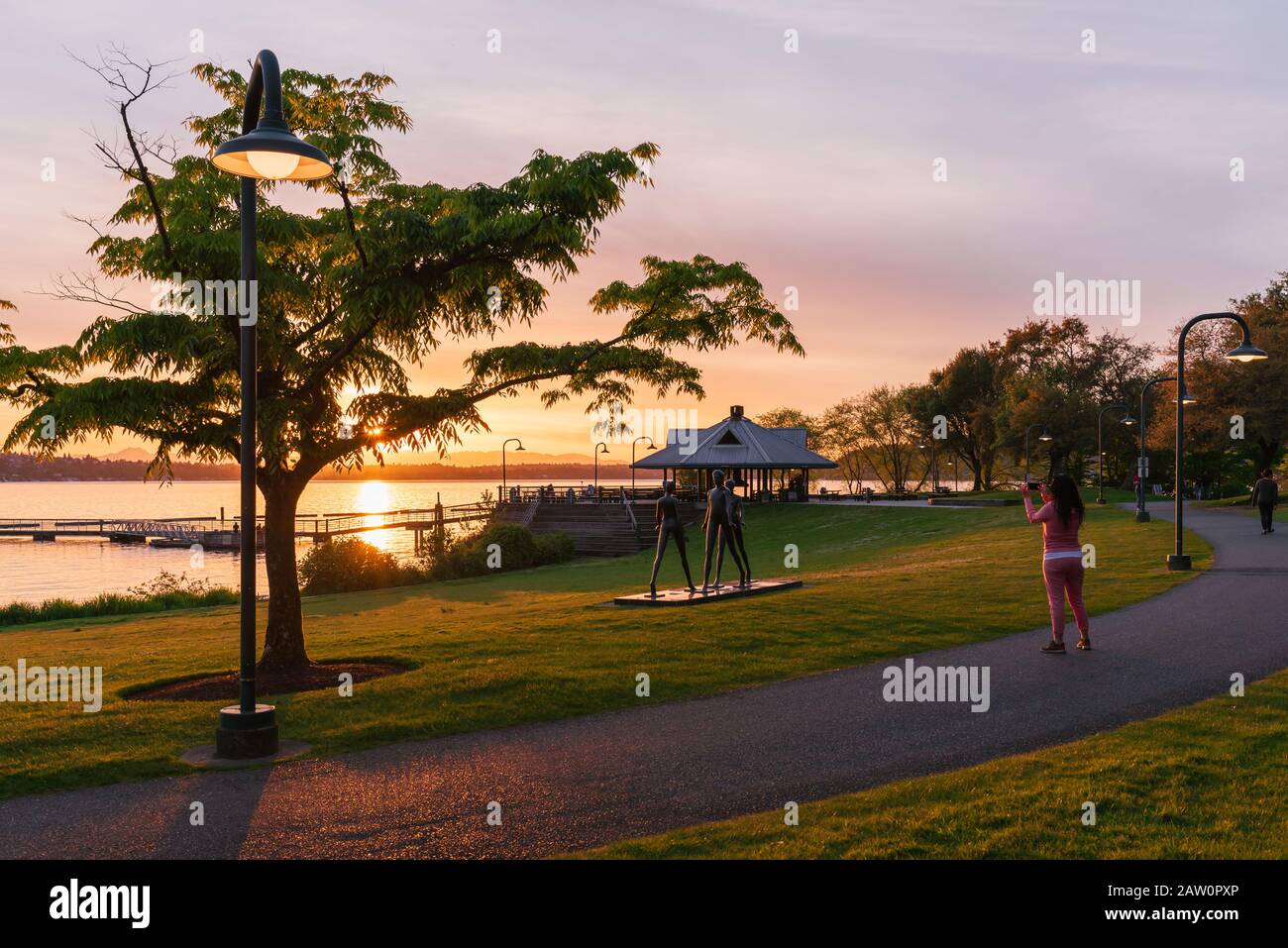Sunset at Gene Coulon Memorial Beach Park, Renton Washington Stock ...