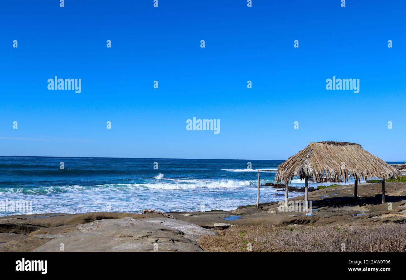 California beach hut hi-res stock photography and images - Alamy