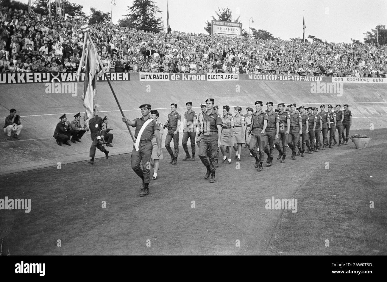 Street marches Black and White Stock Photos & Images - Alamy