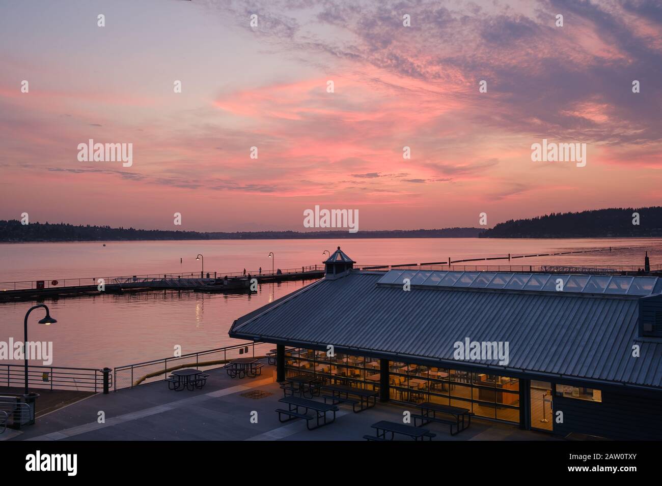Sunset at Gene Coulon Memorial Beach Park, Renton Washington Stock ...
