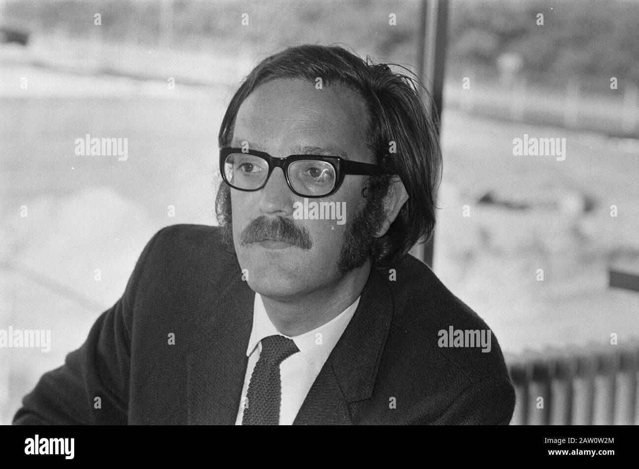 Professional programs Black and White Stock Photos & Images - Alamy