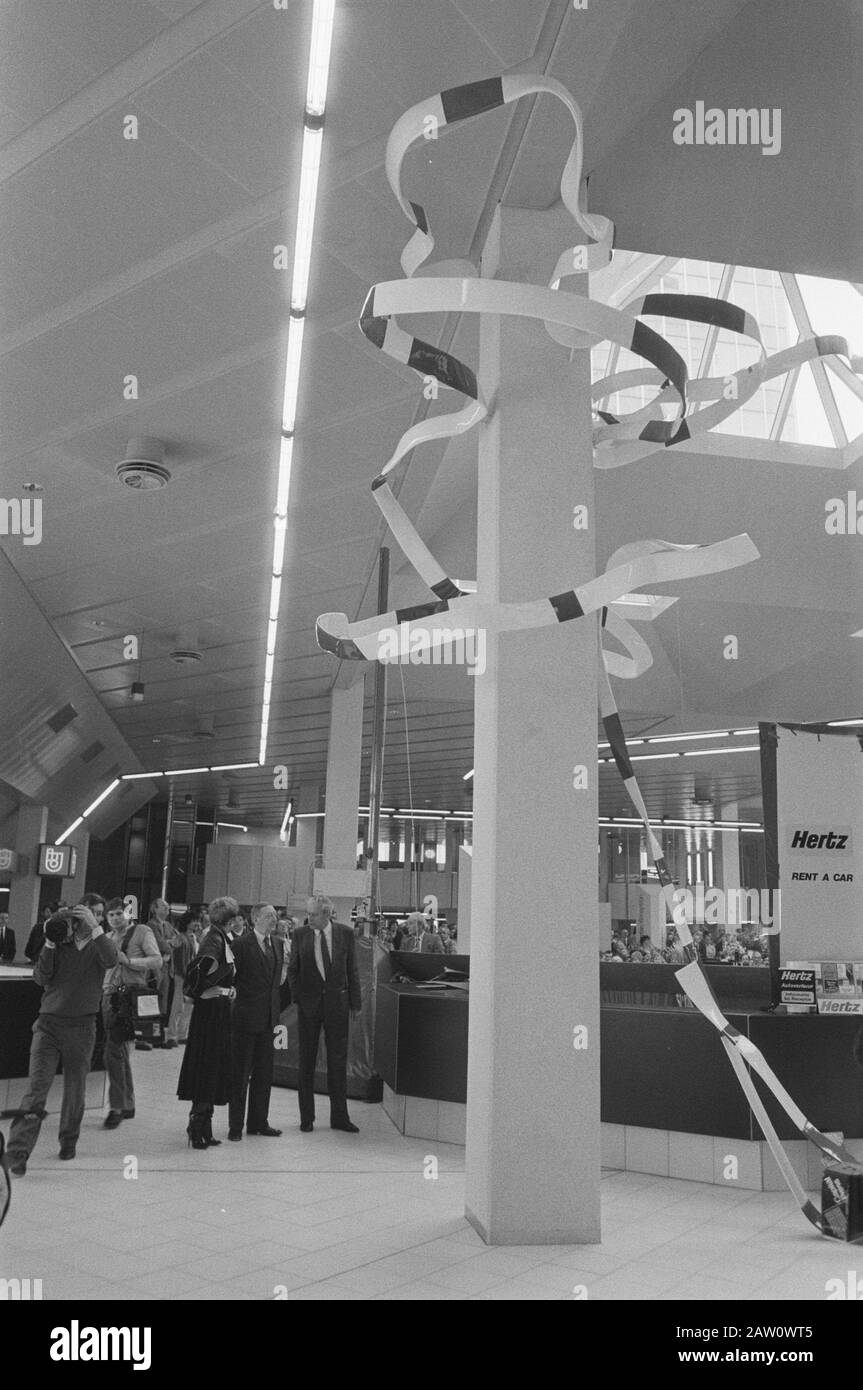 Official transfer of the World Trade Center and presentation of artwork ...