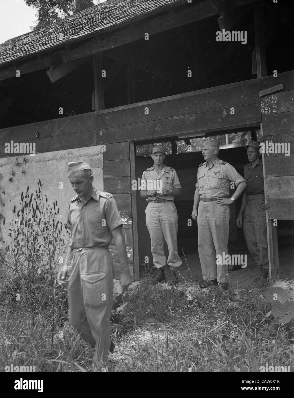 Major General E.T. Kengen to Biak Officers left a barracks?]. Second ...