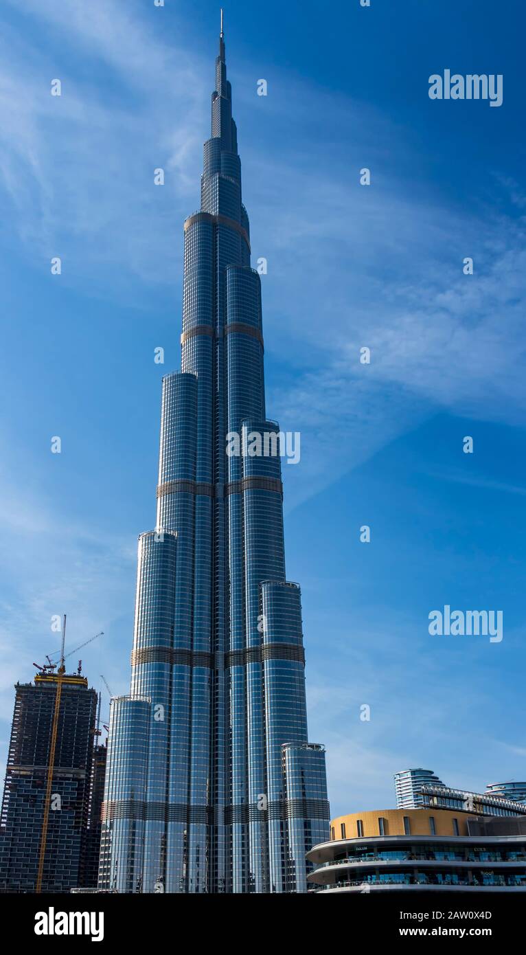 Burj khalifa skyline 2020 hi-res stock photography and images - Alamy