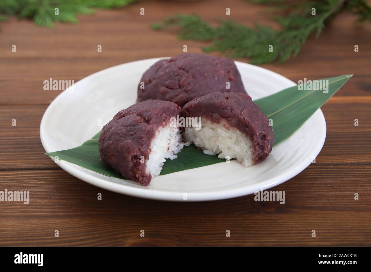 Japanese Rice Cakes High Resolution Stock Photography and Images - Alamy