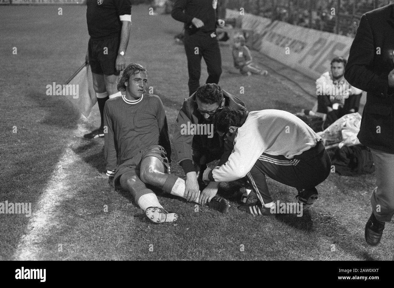 Marseille soccer team players training hi-res stock photography and ...
