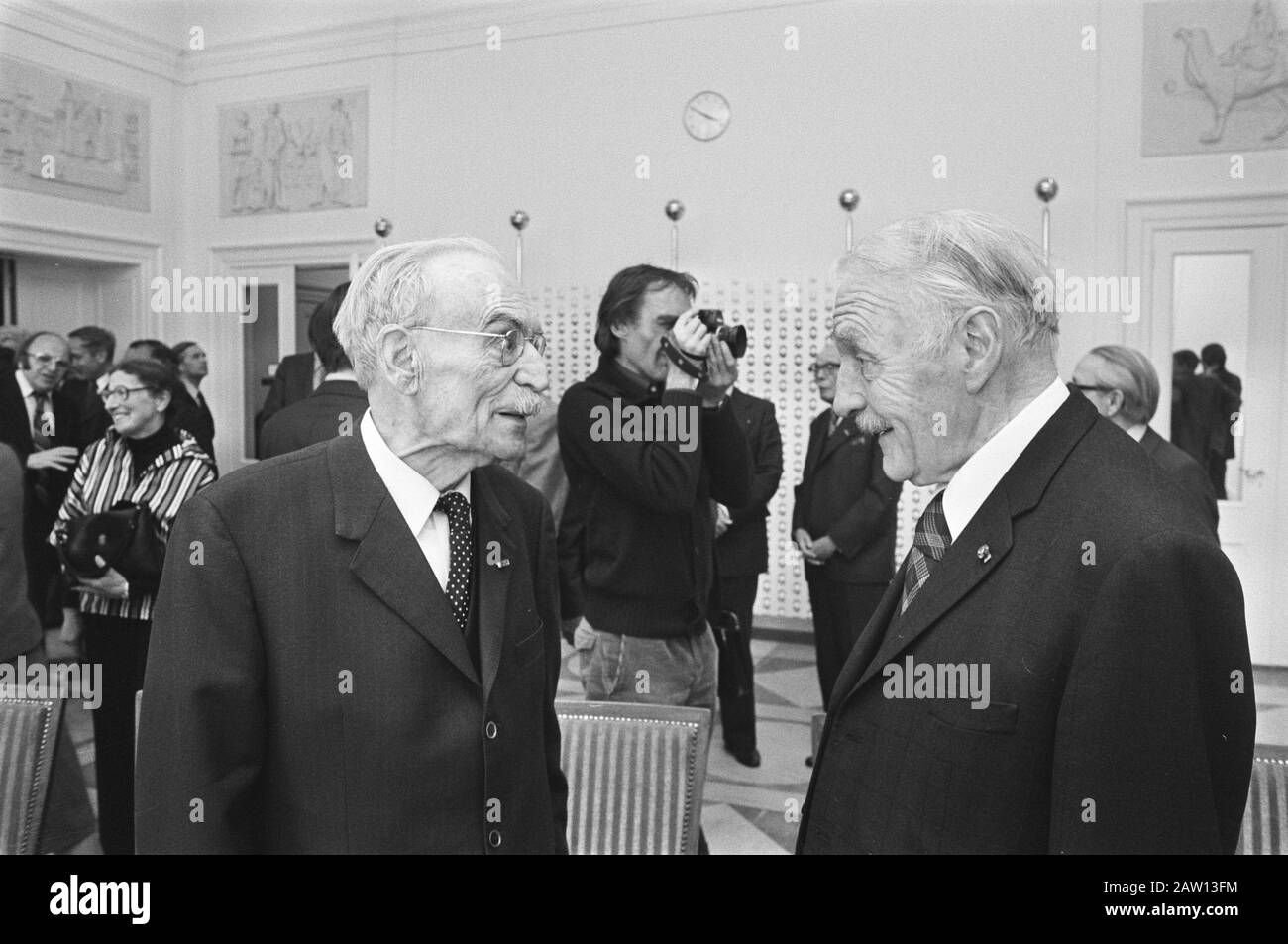 Unveiling bust gerbrandy hi-res stock photography and images - Alamy