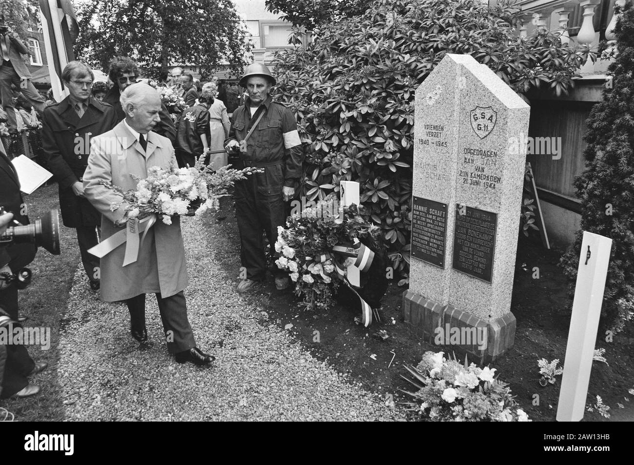 Unveiling of memorial for resistance heroes Hannie Schaft and Jan ...