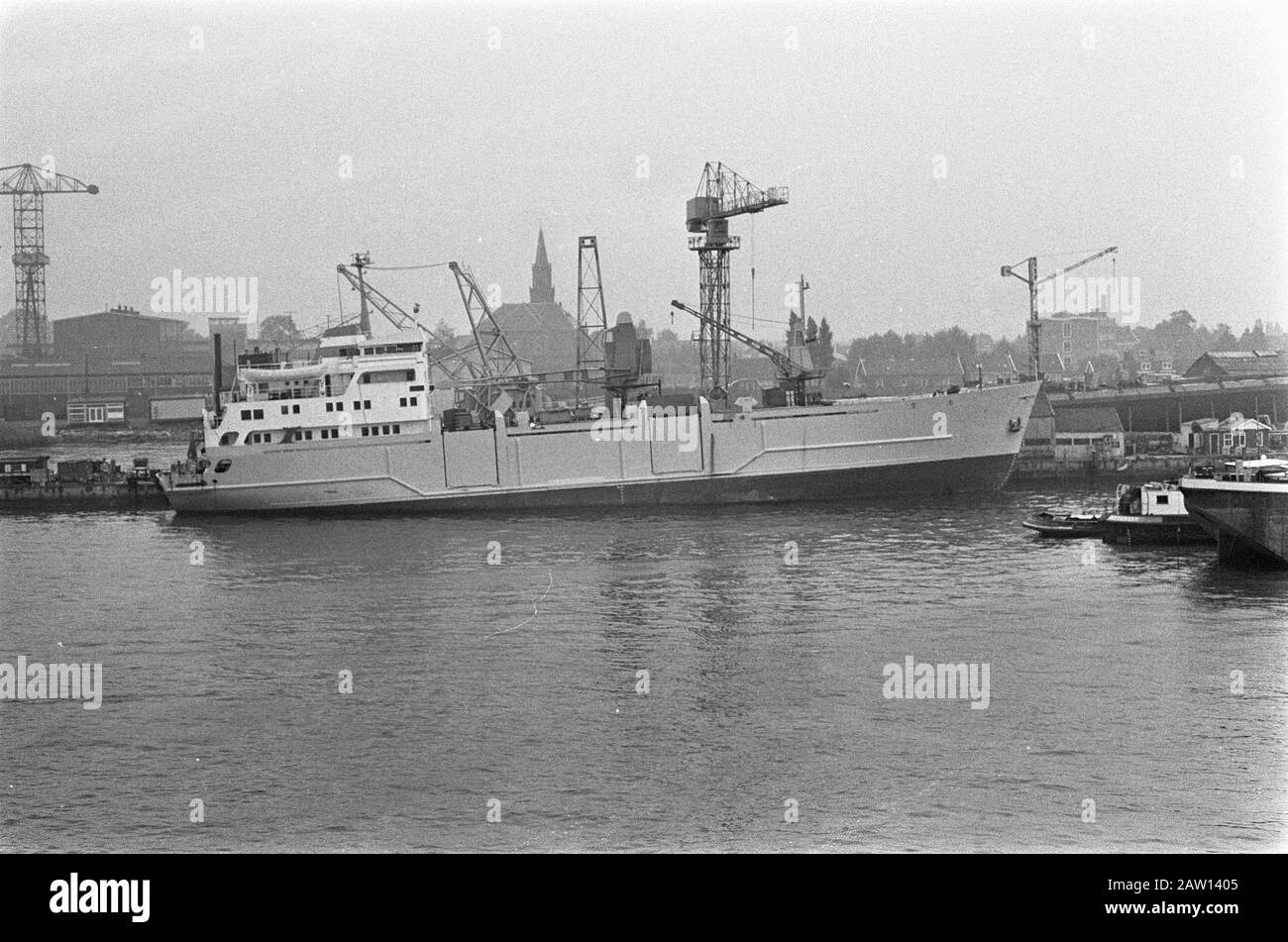 Ship explosion shipyard hi-res stock photography and images - Alamy