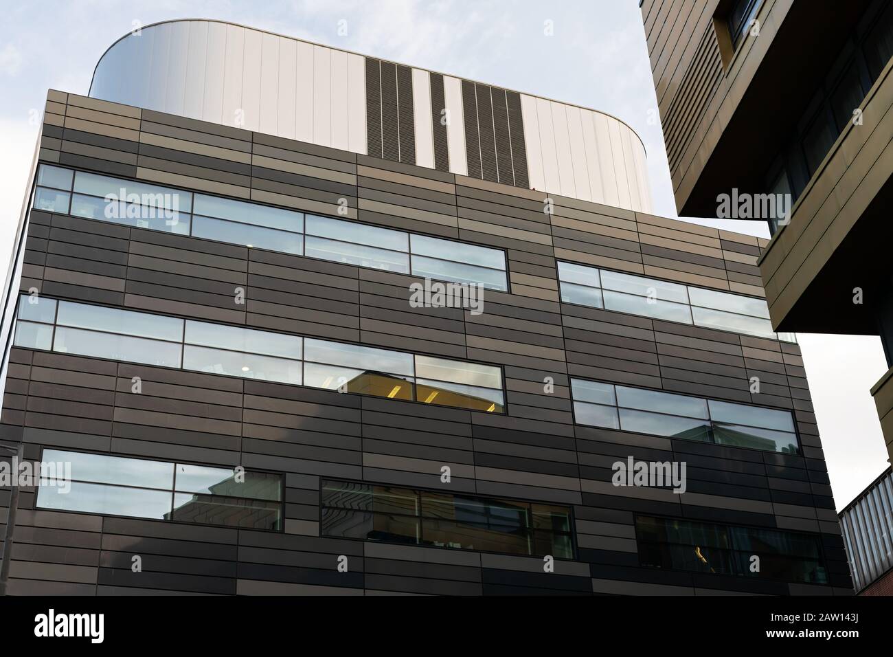 Picture of a modern building in Scotland Stock Photo - Alamy